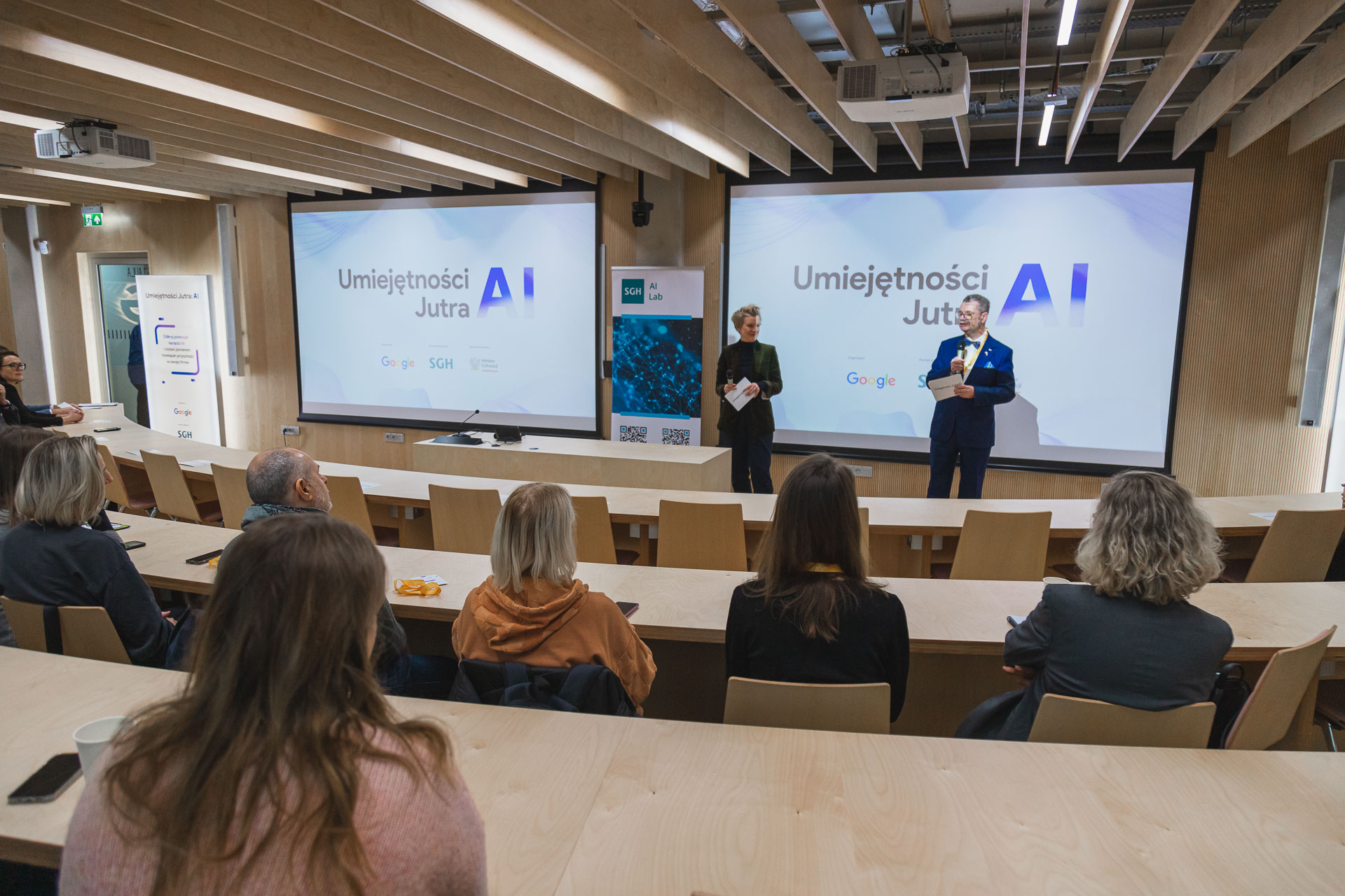 71% absolwentów „Umiejętności Jutra: AI” już teraz wykorzystuje AI w pracy. Wyniki programu ...