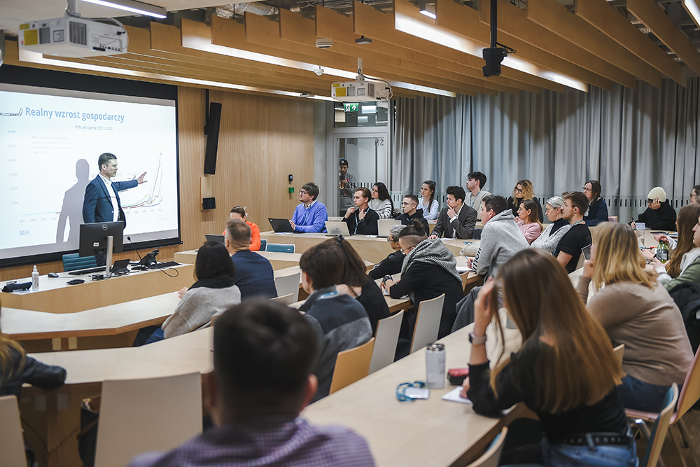 Open Economic University of SGH. A new standard in economic education ...